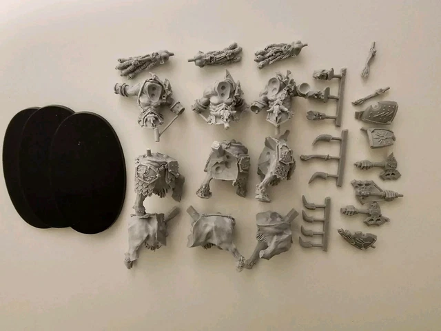 WARHAMMER OLDWORLD BULL Centaur Renders Forgeworld Chaos Dwarfs Legion ...