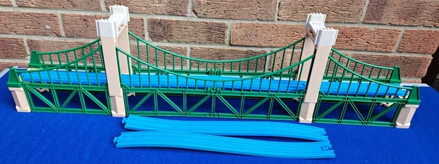 TOMY TRACKMASTER THOMAS and friends suspension bridge With Track #8 EUR ...