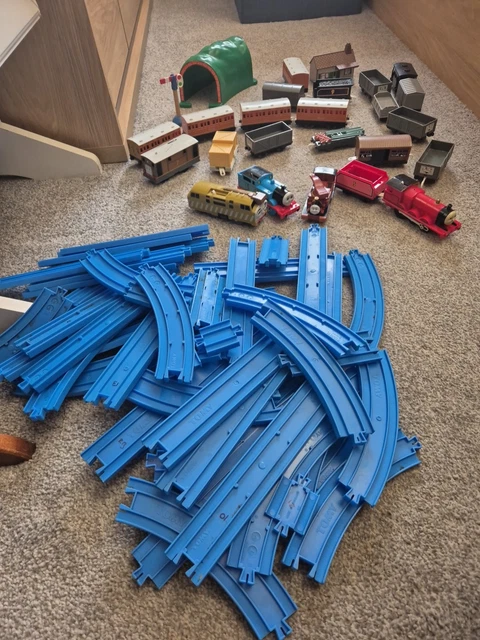 THOMAS THE TANK Engine Trackmaster Train + Track Large Bundle £21.47 ...