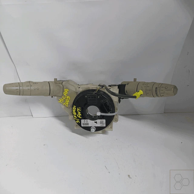 B55679U00A COMMANDE AUTORADIO pour NISSAN NOTE (E11E) 1.5 dCi Mnv 2002 ...