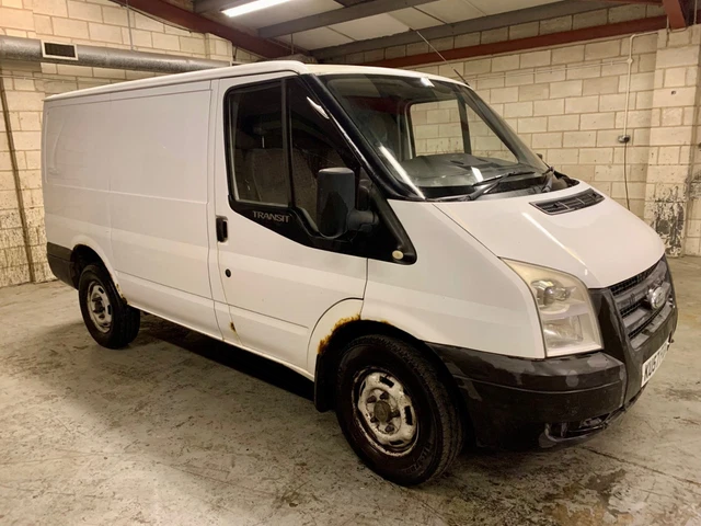 FORD TRANSIT TDCI 100 T330S RWD 2.4 Diesel Panel Van SPARES OR REPAIRS ...