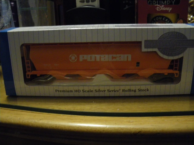 BACHMANN: 19141: POTACAN: CGLX 893: Cylindrical Grain Hopper (Actual ...