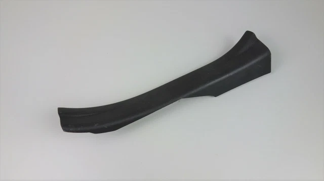 TOYOTA AURIS E18 Hybrid Bezel Entry Right Rear 67918-02300 £17.16 ...