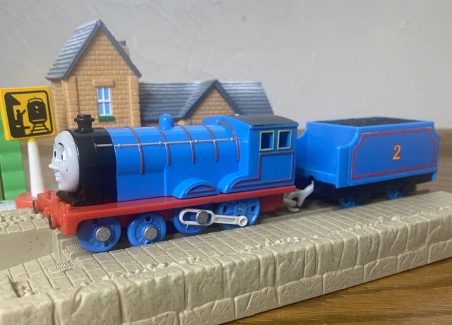 THOMAS & FRIENDS TrackMaster Edward With Tender Motorized Train Engine 2009 £37.72 - PicClick UK