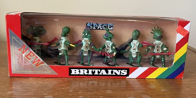 VINTAGE BRITAINS COMPLETE Set 9186. Alien Mutants Figures - Boxed. £14. ...