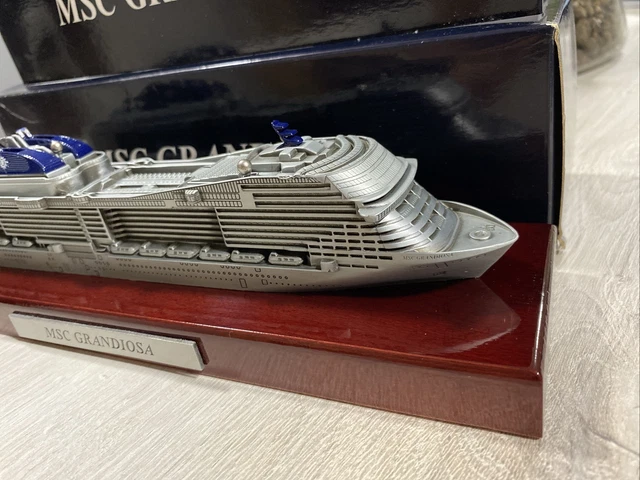 MODELLINO MODEL SHIP NAVE Nave MSC GRANDIOSA Modellino Collezione ...