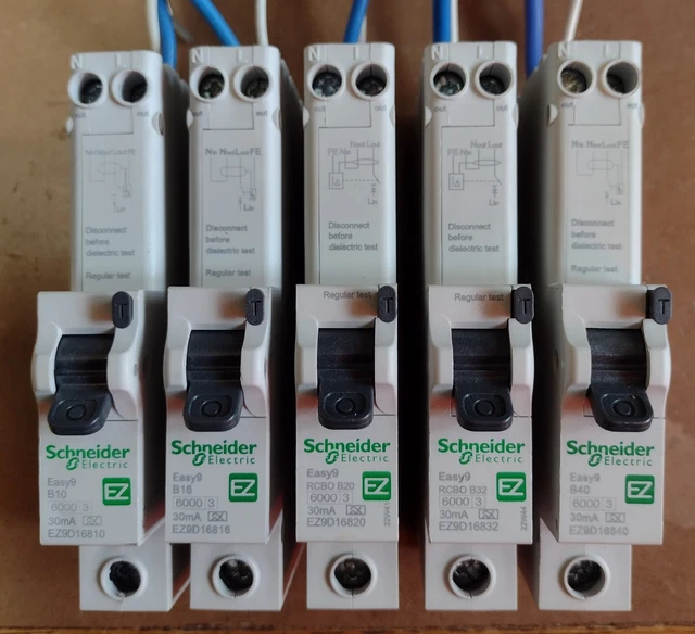 SCHNEIDER EASY 9 Type A RCBO 30mA 40A, 32A, 20A, 16A 10A, 6A Type B 6K ...