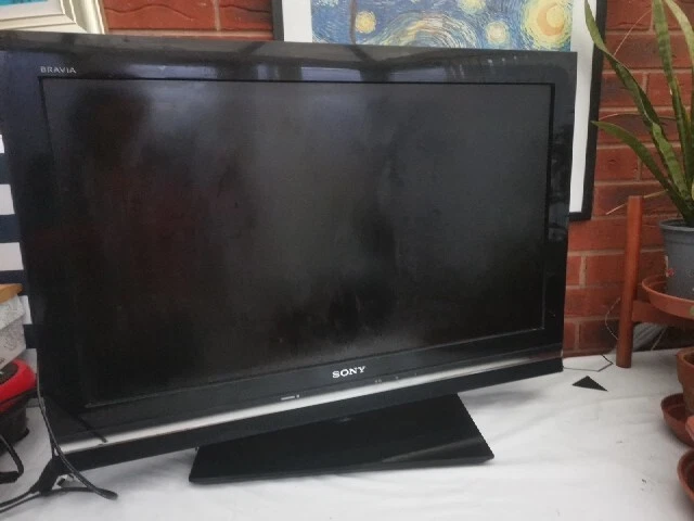 SONY BRAVIA TV (KDL32W5500) 32 Inch Full HD 1080p LCD 100Hz Motionflow ...