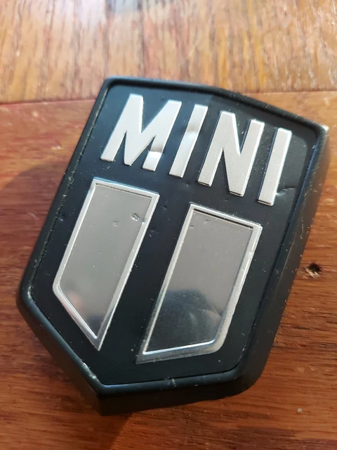 CLASSIC MINI MK4 80's bonnet front badge Black silver £10.00 - PicClick UK