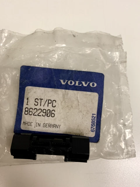 NEW GENUINE VOLVO S60 V70 Xc70 S80 Trim Roof Drip Moulding Clip 8622906 ...