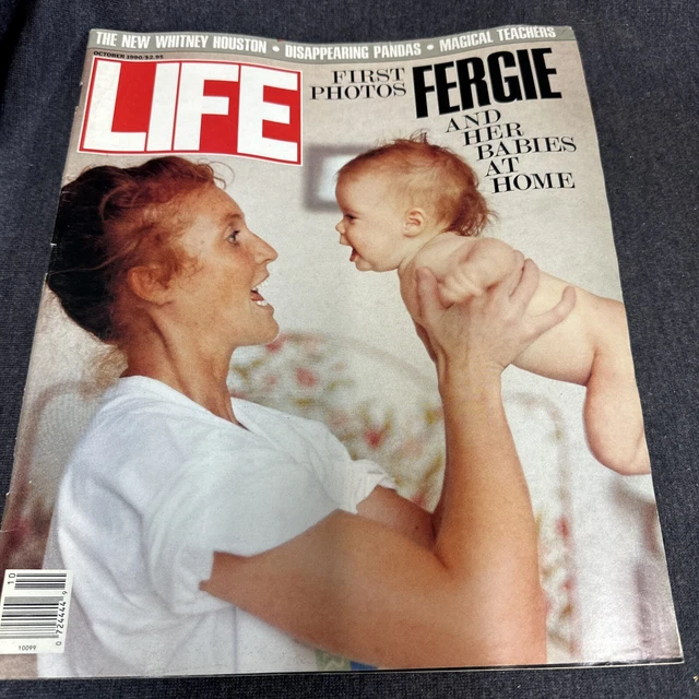 LIFE MAGAZINE OCTOBER 1990 First Photos Fergie And Her Babies With ...