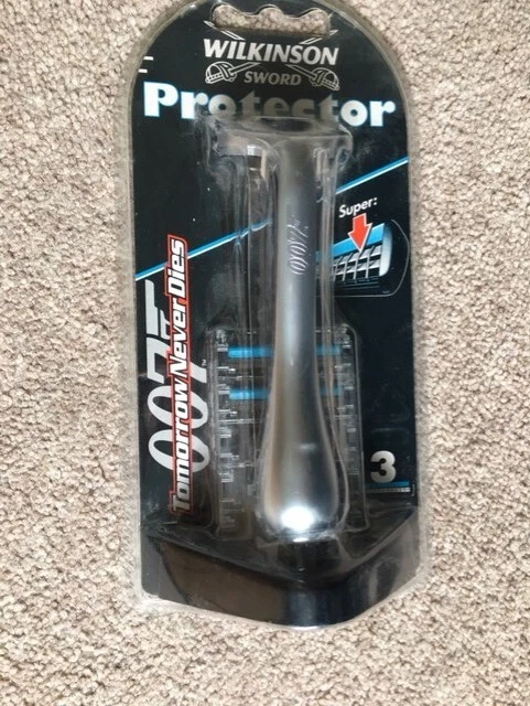 JAMES BOND TOMORROW Never Dies Packaged Wilkinson Sword Razor £25.00 ...