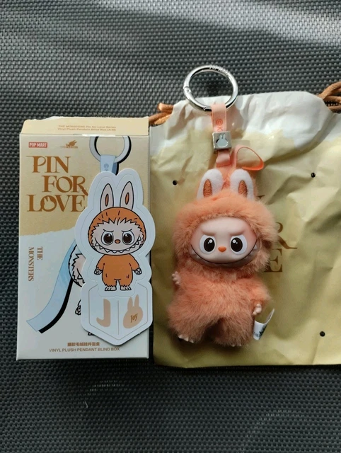 LABUBU PIN FOR Love J Authentique Popmart Labubu The Monsters EUR 25,00 ...