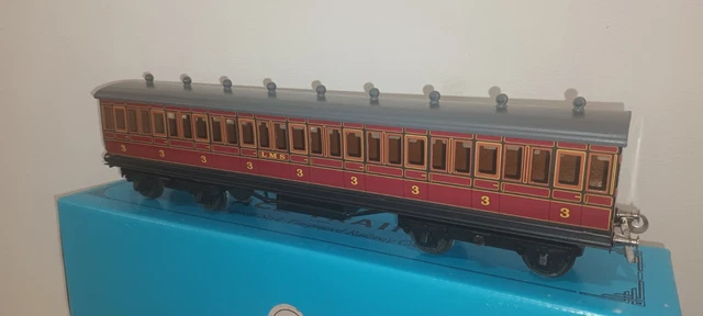 O GAUGE 7MM ACE TRAINS C/1 Suburban 3rd Class Coach LMS Maroon Livery ...