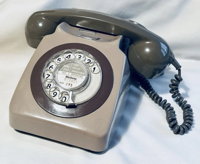BRITISH TELECOM VINTAGE Rotary Dial Telephone 1981 Retro £30.00 ...