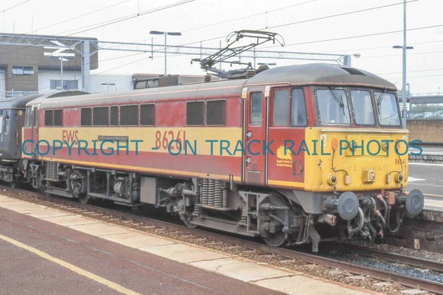 UK RAILWAY PHOTOGRAPH Of Class 86 86261. Rm86 (383) £1.70 - PicClick UK