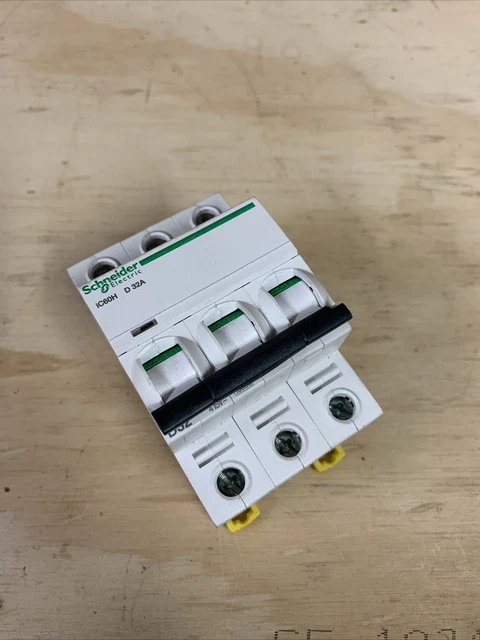 SCHNEIDER MCB 32 Amp Acti9 iC60H Type D 32A Triple Pole 3 Phase A9F55332 £25.00 - PicClick UK