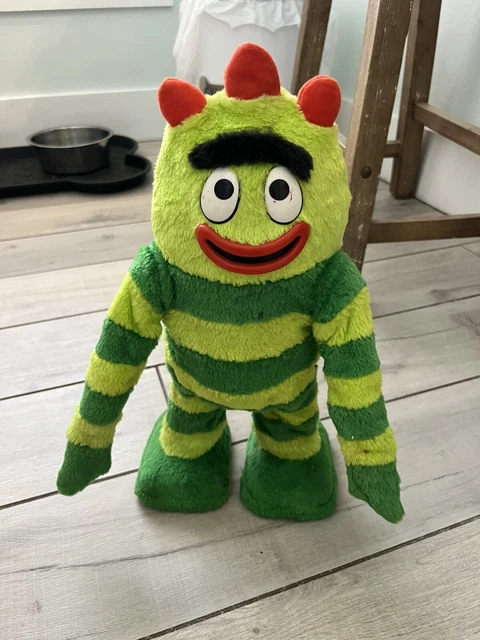 YO GABBA GABBA 14" Brobee Dancing and Talking Toy by Spin Master Biz ...