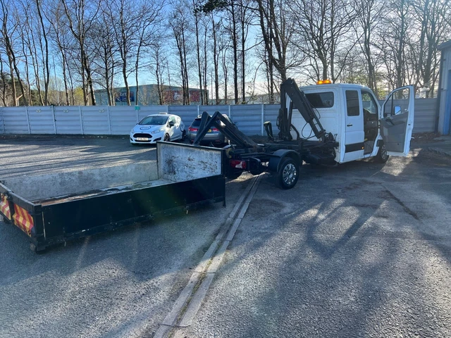2016 REG MERCEDES Sprinter Crew cab with Crane and drop down tipper ...