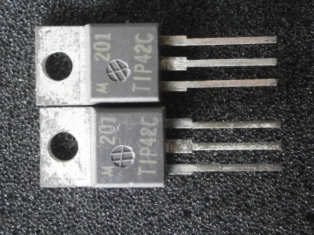 TIP41C + TIP42C Transistor NPN et PNP TO220 100 Volts 6 A 65 W Motorola ...