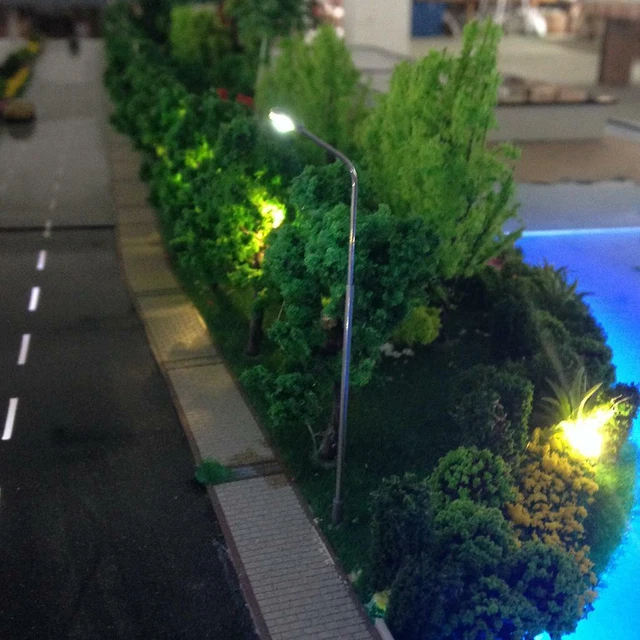 10 PACK MODEL Lamp Post Street Lights LED, Miniature Landscape Scenery ...