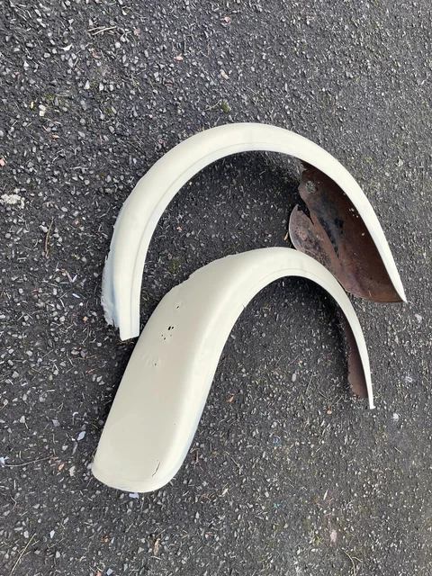 PAIR OF AUSTIN Seven Tourer rear wings, original (P) - 1932, unrestored ...