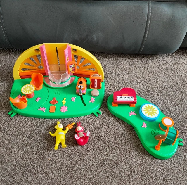 TELETUBBIES PLAYSET PLAYSETS Superdome And Band Stand Click Together £ ...