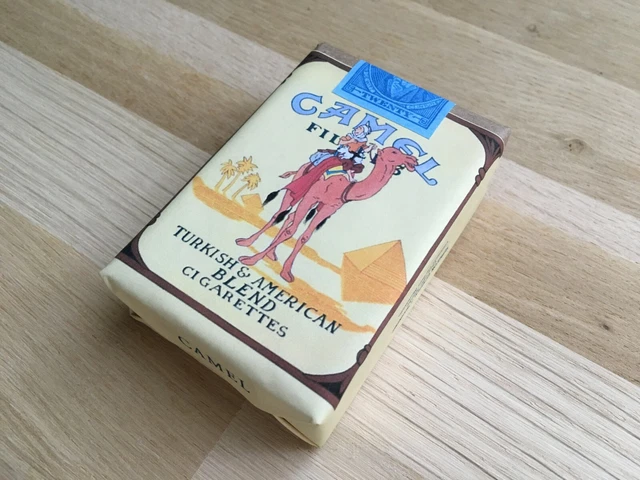 TINTIN CAMEL DUMMY pack paquet Movie prop replica Crabe pinces d'or EUR ...