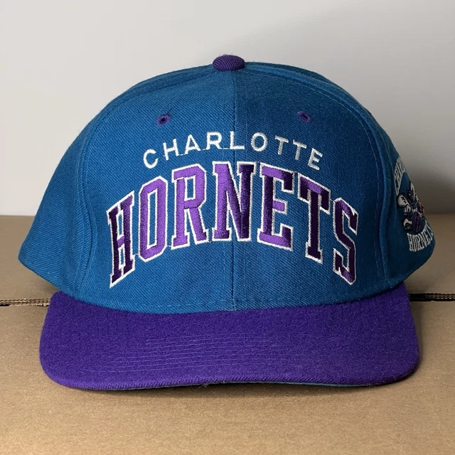 VINTAGE CHARLOTTE HORNETS Hat Cap Fitted 7 3/8 Blue Purple Starter Arch ...