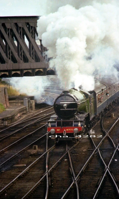 ORIGINAL RAILWAY TRAIN NEGATIVE. LNER V2 class steam loco 4771. Leaving ...