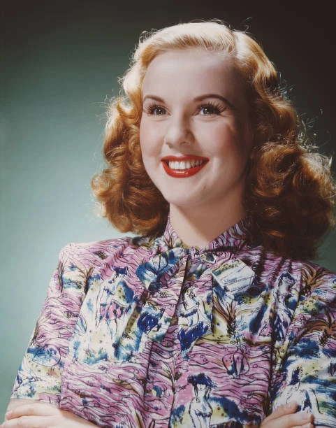 AMERICAN ACTRESS AND singer Deanna Durbin, circa 1947 Old Photo $9.00 ...