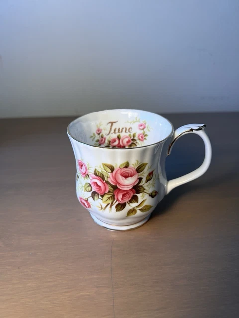 VINTAGE ROYAL ALBERT Tea Cup Flower Of The Month June Roses £14.42 ...