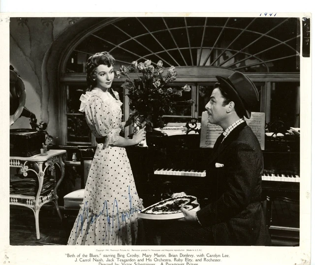 AUTOGRAPHIÉ 8X10 PHOTO Actrice Singer Scène & Écran Mary Martin " Peter ...