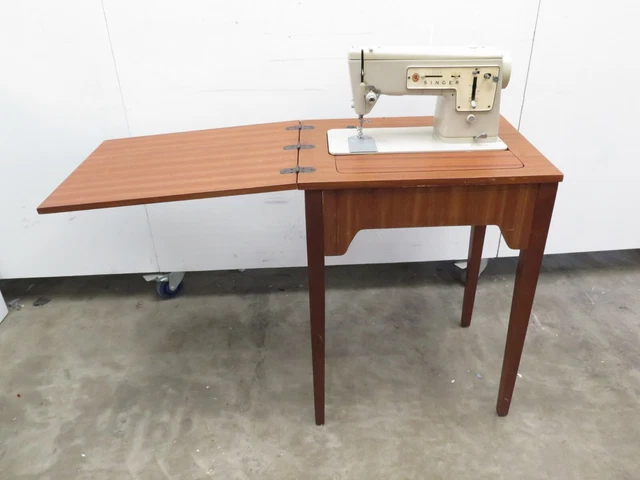 VINTAGE SINGER ELECTRIC sewing machine in folding table £19.99 ...