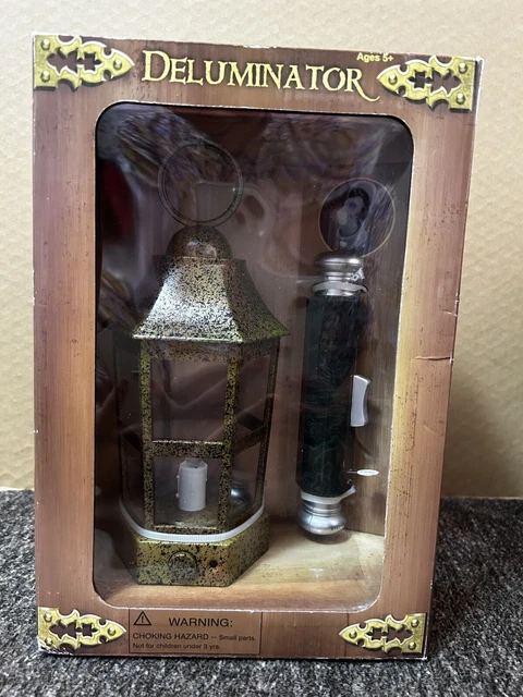 UNIVERSAL STUDIOS WIZARDING World Harry Potter Deluminator and Lantern ...