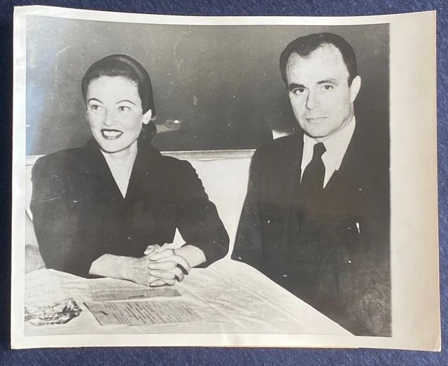 GENE TIERNEY ET Le Prince Aly Khan À Hollywood En 1954 : Tirage ...
