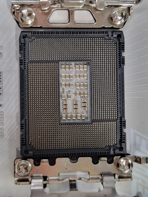 GIGABYTE Z890 AORUS Elite WiFi7 ICE LGA1851 Motherboard - White (Faulty ...