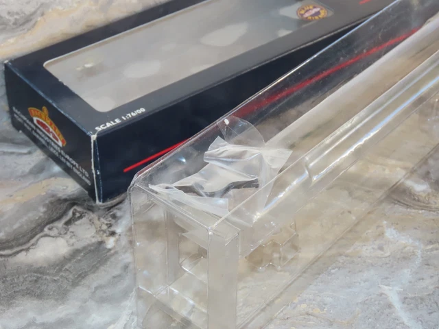 CA191: BACHMANN 39-178 BR Mk1 BG Full Brake Coach S81510 in BR (SR ...