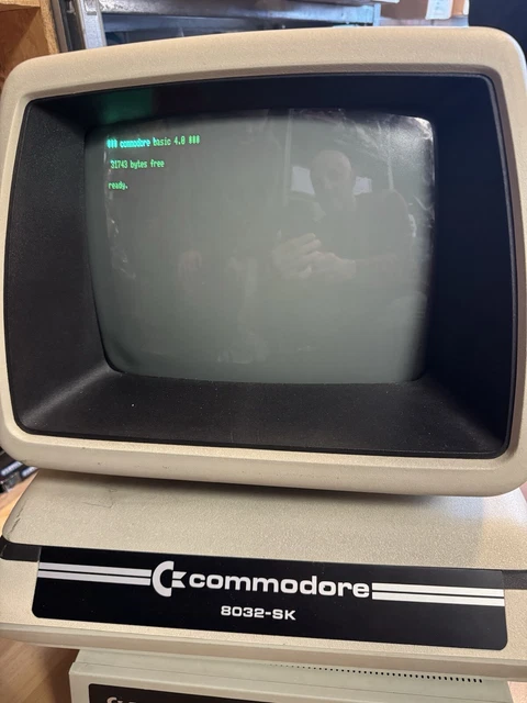 COMMODORE 8032-SK MIT Floppy Laufwerk CBM 8250 EUR 999,00 - PicClick DE