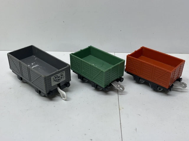 THOMAS THE TANK Engine Trackmaster Troublesome Truck + Green & Red ...