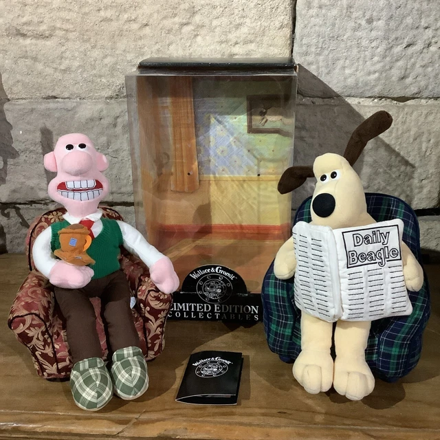 WALLACE & GROMIT Sitting In Armchairs Limited Edition plush soft toys £ ...