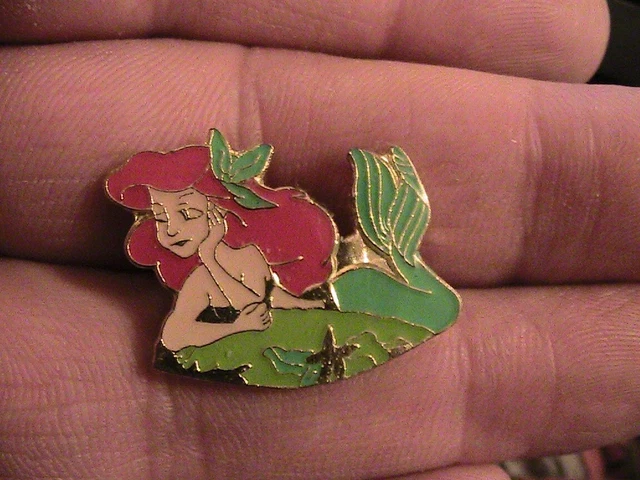 THE LITTLE MERMAID Pin Badge Disney Ariel Cartoon Character £2.45 ...