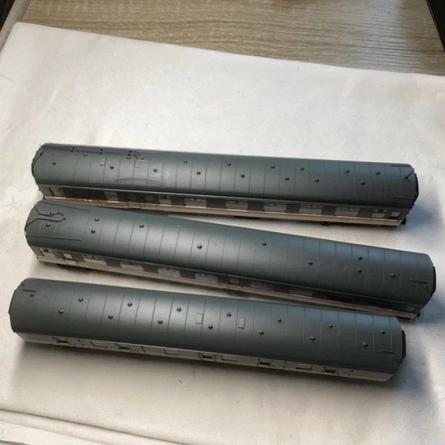 3X BACHMANN 00 GAUGE Mk1 EXEC LIVERY INTERCITY COACHES. See Des For ...