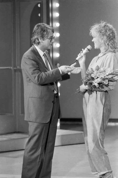 GERMAN RADIO AND TV presenter Frank Elstner 1981 OLD PHOTO 4 $8.50 ...