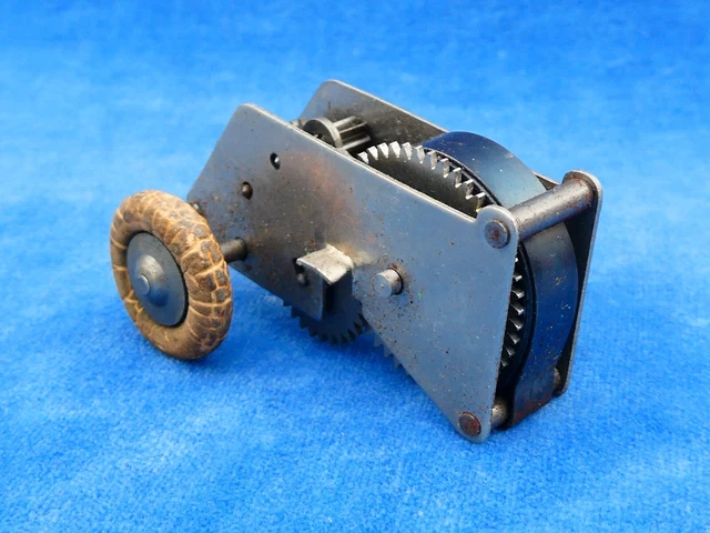 RARE ++ TOP ! SOLIDO DEMONTABLE MAJOR - MOTEUR A RESSORT Spring motor ...