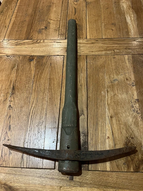 EX MOD /|\ Vintage British Military Short 26” Inch Infantry Pick Axe £ ...