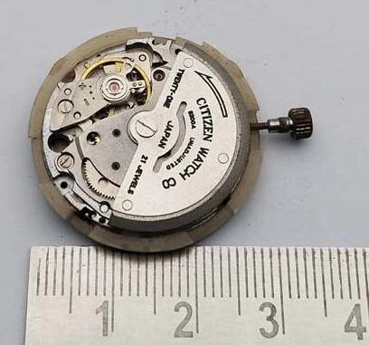 CITIZEN 8200 NON Working Watch Movement For parts & Repair Work O 34754 ...