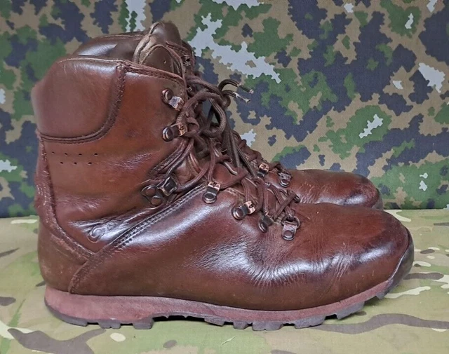 BRITISH ARMY MILITARY Sas Surplus Iturri Combat Hiking Boots Leather ...