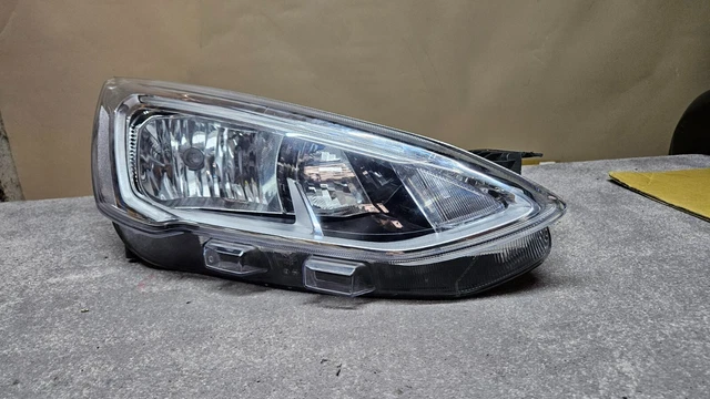 FORD FOCUS MK4 Faro Conducente Lato Rh 2018-21 Alogeno Con Led Drl ...