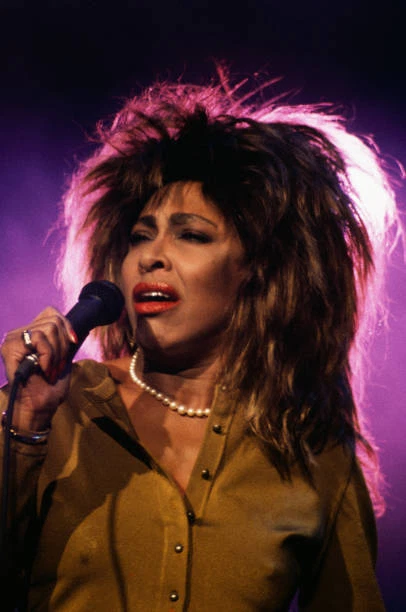 SINGER TINA TURNER Performs Live On Stage At Wembley Arena Old Photo $8 ...